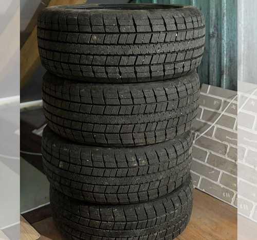 Centara Winter RX621 215/50 R17