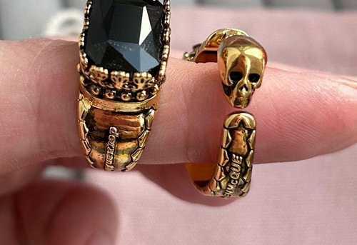 Серьги Alexander Mcqueen