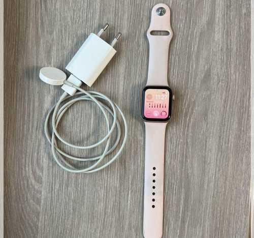 Apple watch series 5 40mm