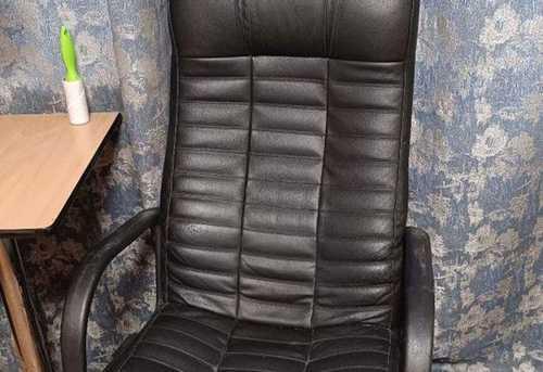 Кресло компьютерное офисное руководителя