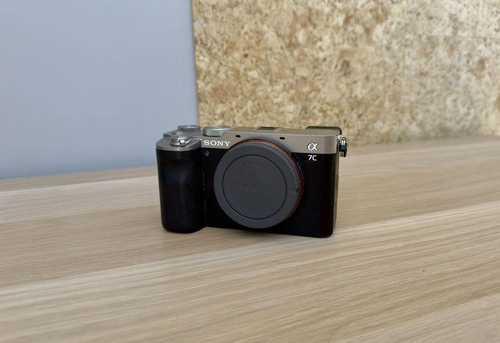 Беззеркальная камера Sony a7c (body)
