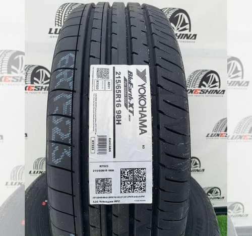 Yokohama BluEarth-XT AE61 215/65 R16 98H