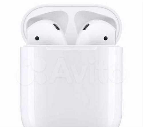 Apple AirPods наушники в зарядном футляре