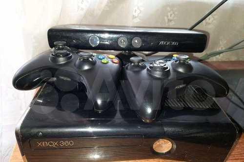 Xbox 360 S freeboot/1Тб, 2 геймпада, Kinect
