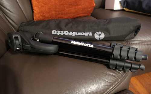 Штатив Manfrotto Compact Action