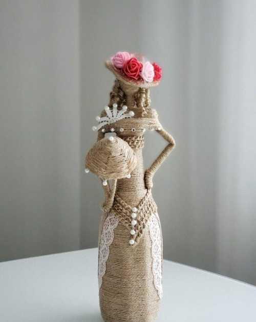 Интерьерная кукла из джута "Дама на прогулке"