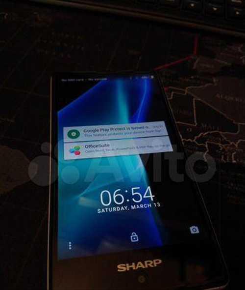 Sharp aquos mini SH-M03