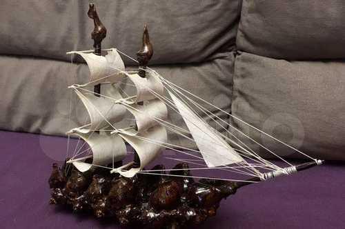 Кораблик из ракушек