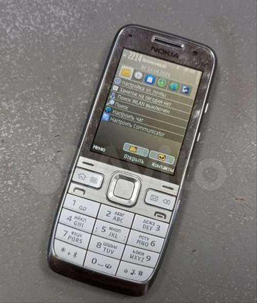 Nokia E52