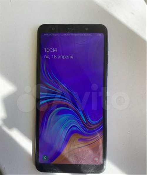 Телефон samsung gelaxy A7 2018