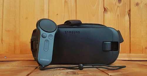 Шлем Samsung Gear VR + контроллер