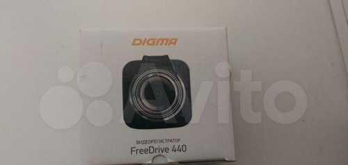 Видеорегистратор digma FreeDrive 440