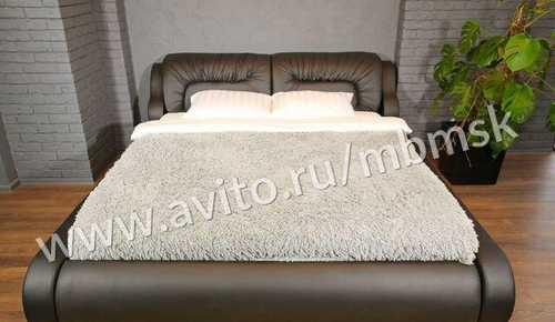 Кровать с матрасом люкс 160х200
