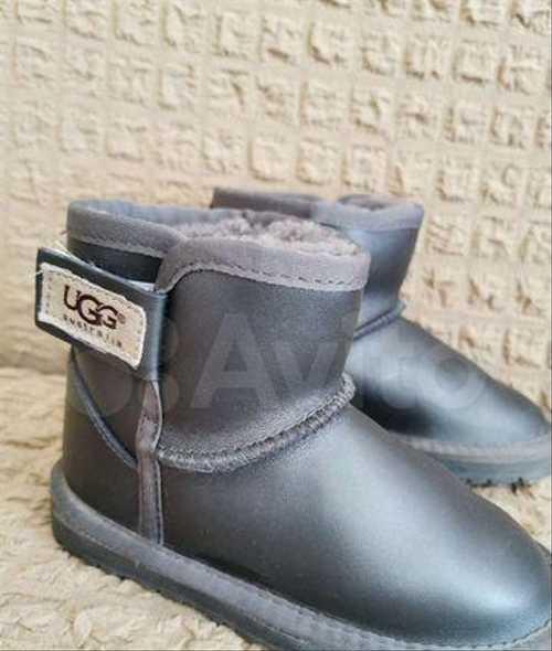 Продам угги UGG