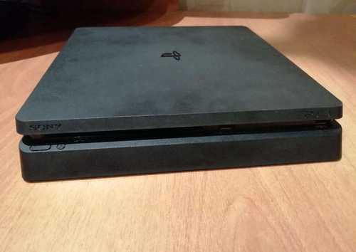Продам на детали Sony PS4 slim CUH-2108A