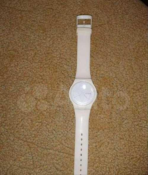 Часы Swatch White Rebel