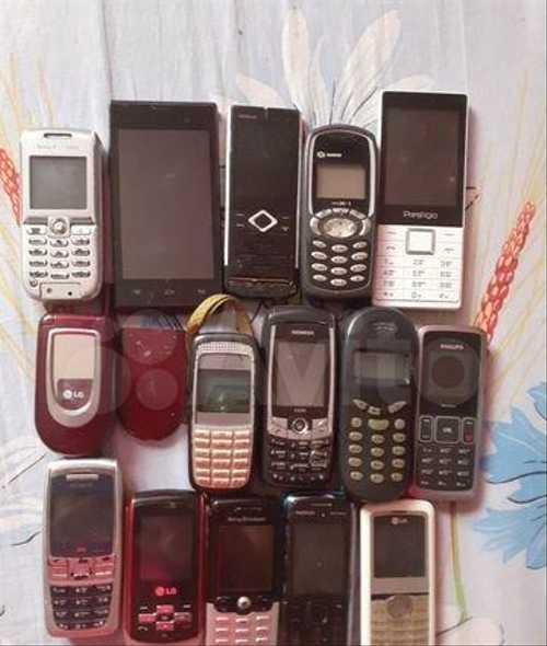 Телефоны и зарядные устройства