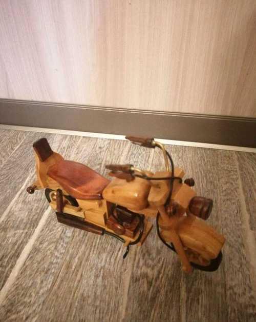 Деревянный мотоцикл и машинка