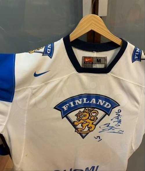 Свитер хоккейный с автографами сборная Финляндии