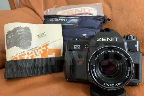 Зеркальный фотоаппарат Зенит 122 в комплекте с шир