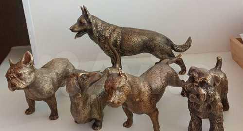 Бронзовые статуэтки собак