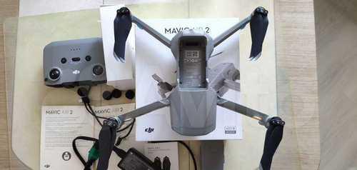Квадрокоптер DJI mavic AIR 2