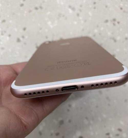 iPhone 7 Розовый