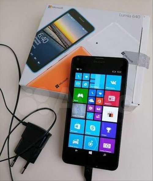Телефон Nokia Lumia 640 Dual sim