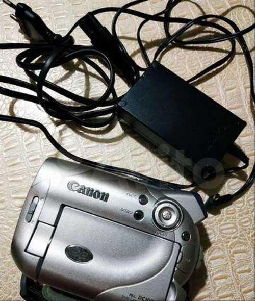 Видеокамера Canon DC100