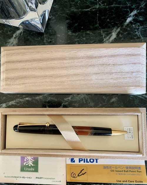 Ручка шариковая Pilot, японский лак