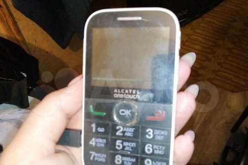 Телефон Alcatel 2004g