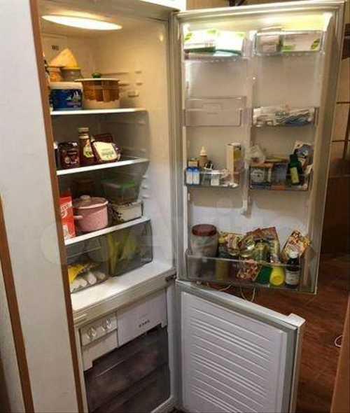 Холодильник Samsung RL39sbsw