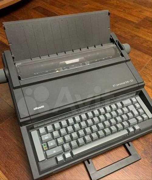 Пишущая машинка olivetti