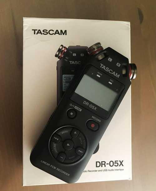 Стерео рекордер Tascam DR-05X (цифровой диктофон)