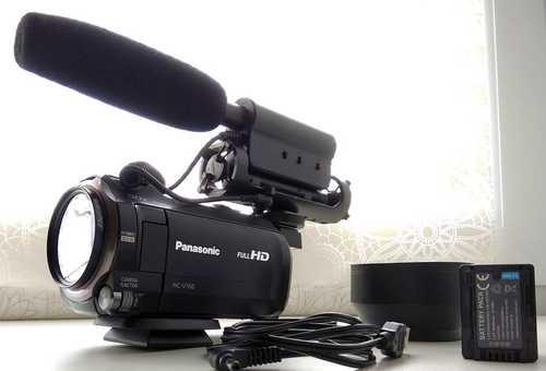 Видеокамера Panasonic HC-V760 + Микрофон + Штатив