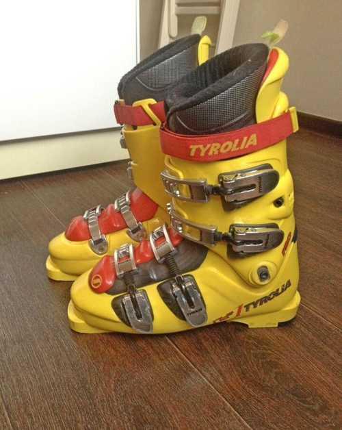 Продам спортивные горнолыжные ботинки Tirolia Pro1
