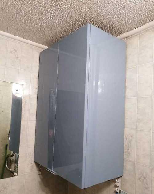 Навесной шкаф для ванны
