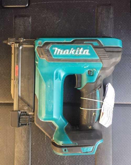 Makita DPT 353 шпилечник, штивтозабиватель