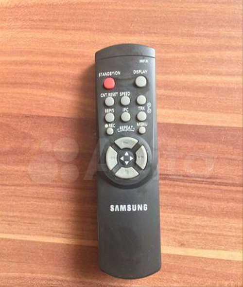Пульт для видеомагнитофона Samsung