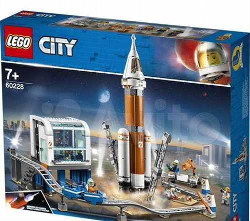 Lego City Ракета для запуска в далекий космос и пульт управления запуском 60228