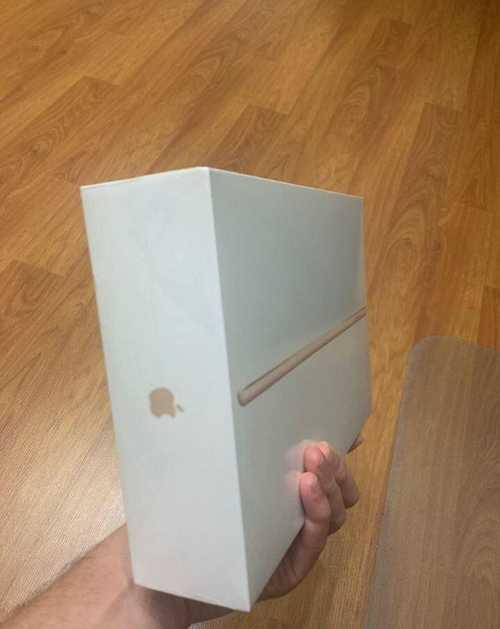 Apple iPad 7th Generation 32GB Wi-Fi 10.2