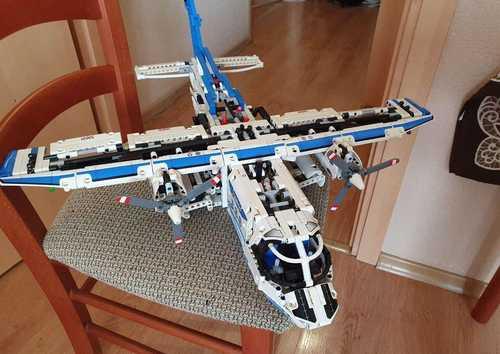 Lego Technic грузовой самолет
