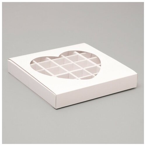 Кондитерская коробка для конфет 25 шт "Сердце"