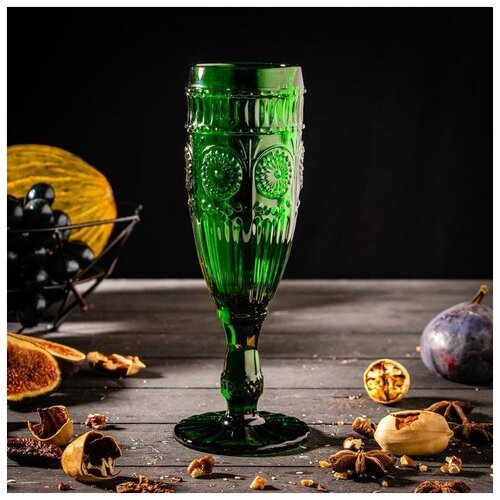 Бокал стеклянный для шампанского Magistro «Ларго», 180 мл, 7×19,7 см, цвет зелёный
