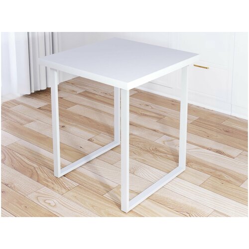 Стол кухонный Loft квадратный со столешницей белого цвета из массива сосны 40 мм и белыми металлическими ножками, 80x80х75 см