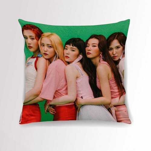 Декоративная подушка Red Velvet 45 см. D1908