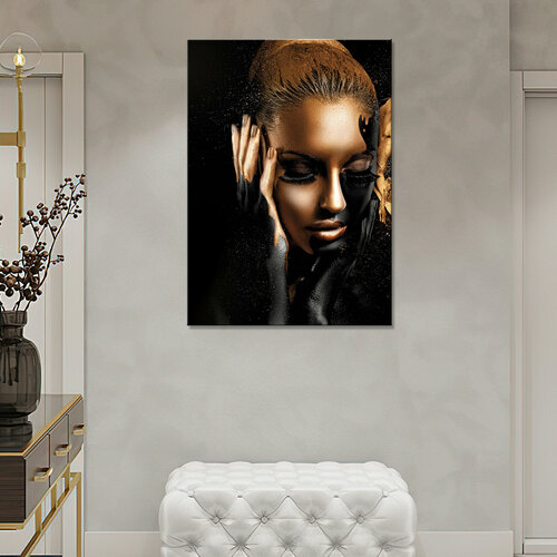 Картина на холсте для интерьера - "Девушка с длинными ресницами в золотой краске 50х70"