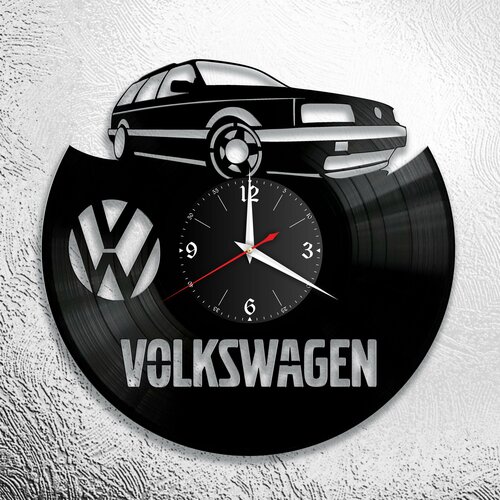 Настенные часы из виниловой пластинки с изображением Volkswagen