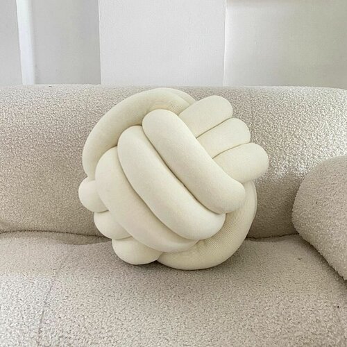 Многофункциональная декоративная подушка для отдыха.