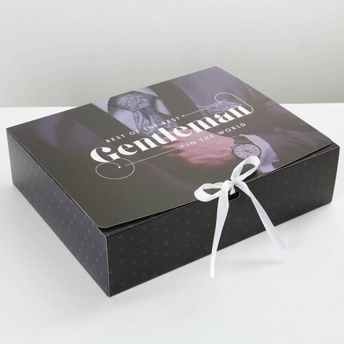 Коробка складная подарочная «Джентельмен», 31 × 24.5 × 8 см